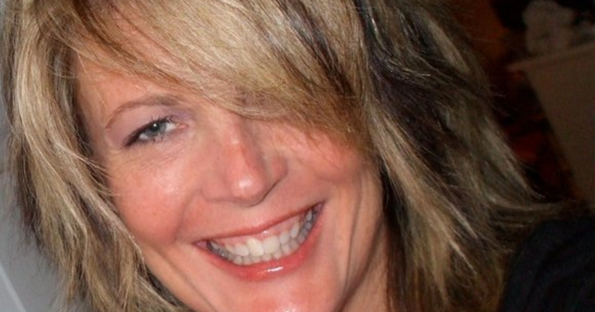 Julieann Banks, Phil Brown, Bruce Hughes, Deadly Viper