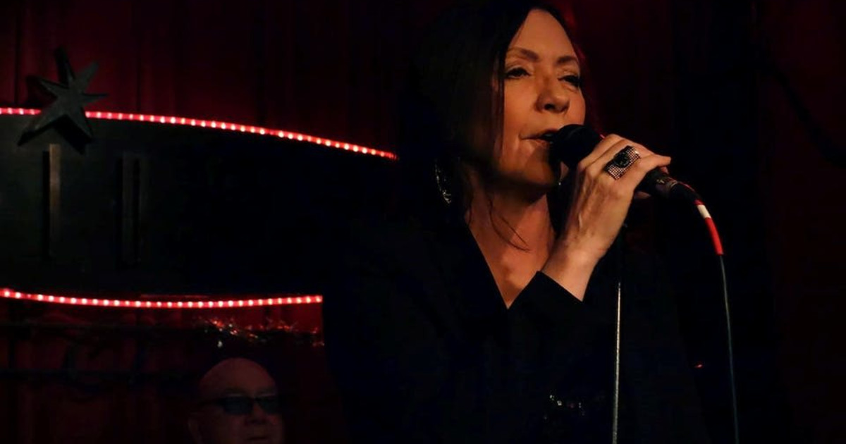 Lou Ann Barton w/ The Moeller Brothers in Austin at Antone's