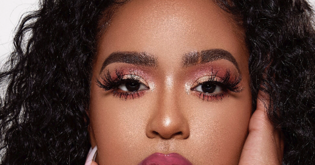 B Simone in Louisville at Louisville Comedy Club