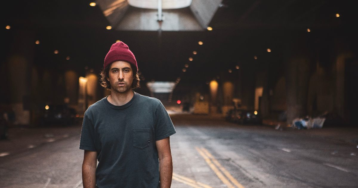 Low Hum in Seattle at Madame Lou's