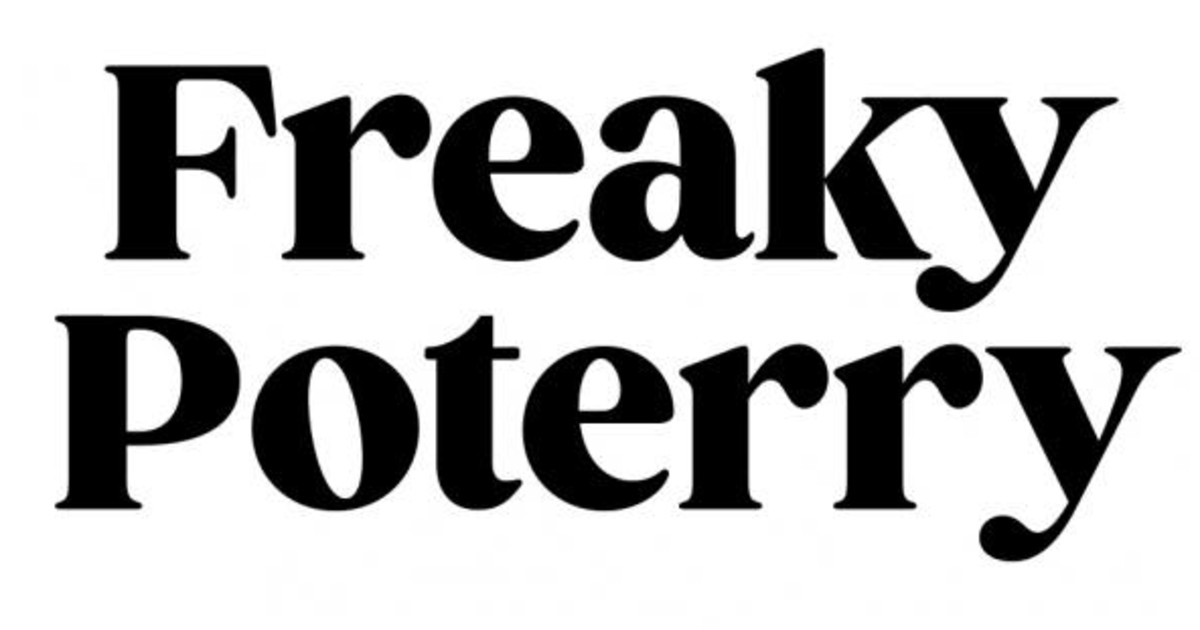 BYOB Freaky Pottery in Chicago at Color Cocktail Factory