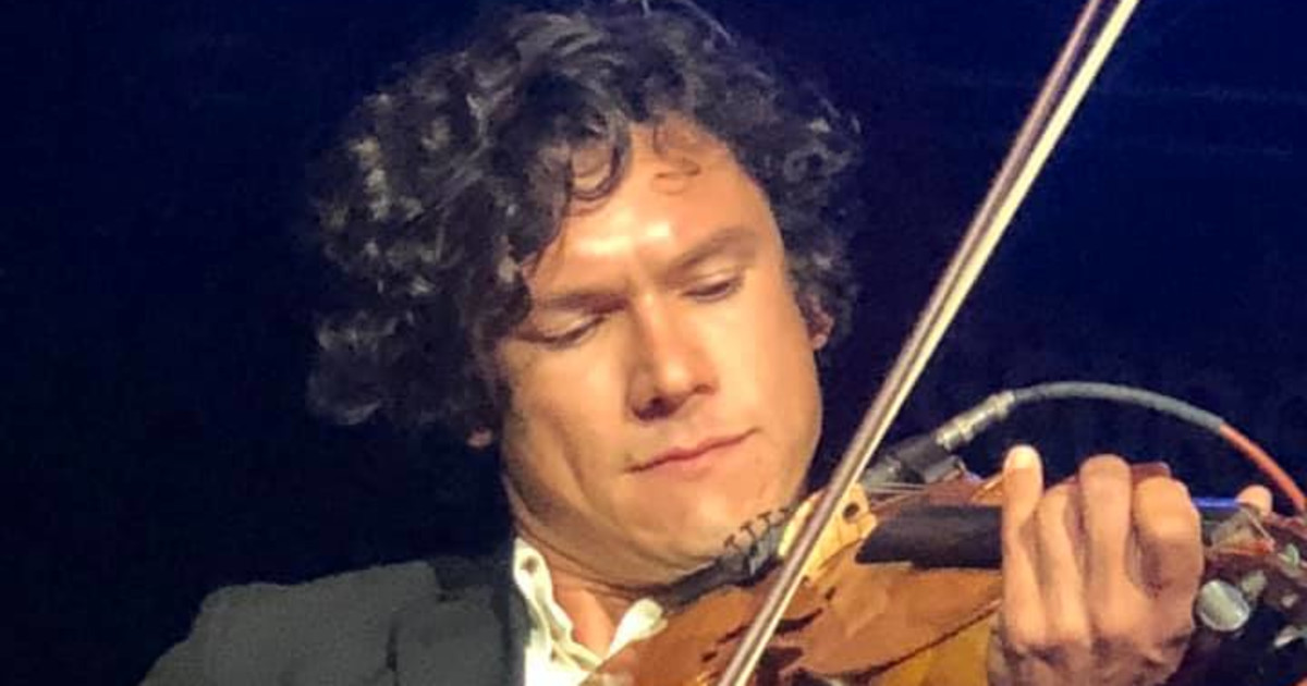 Billy Contreras Trio in Madison at Dee's Country Cocktail Lounge