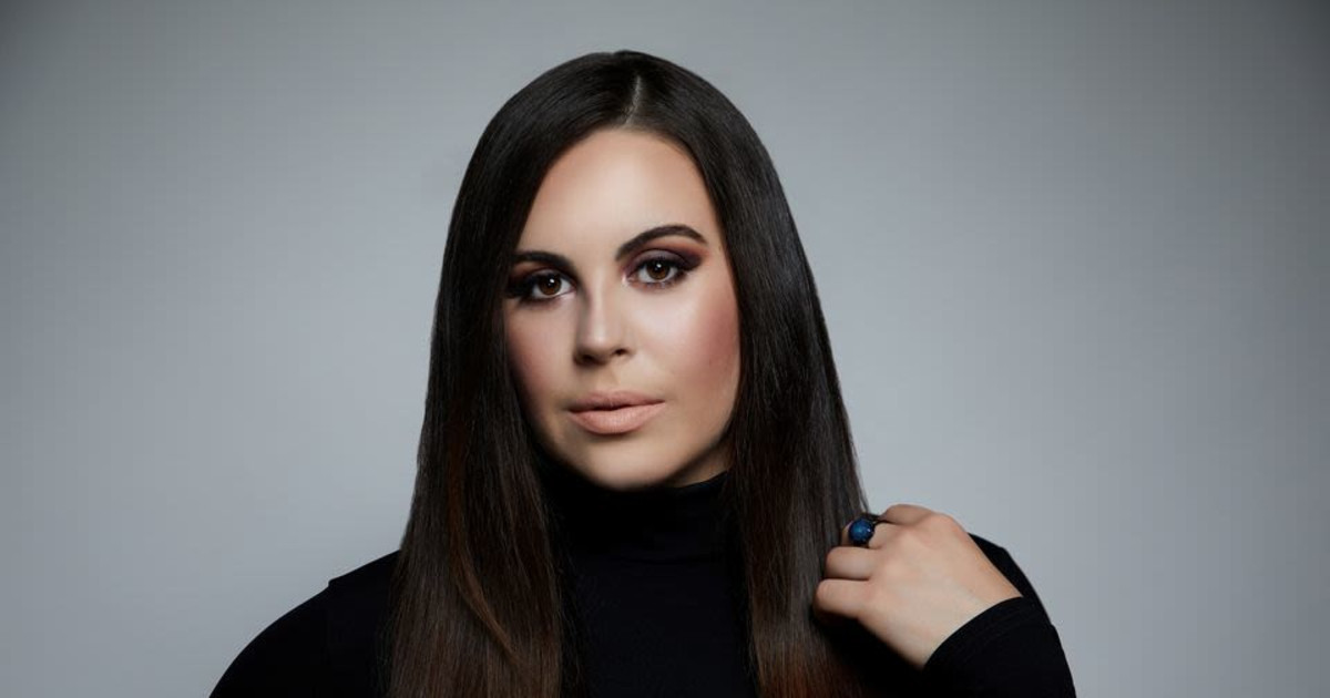 Early Show: Emma Currie in Vancouver at Guilt & Company