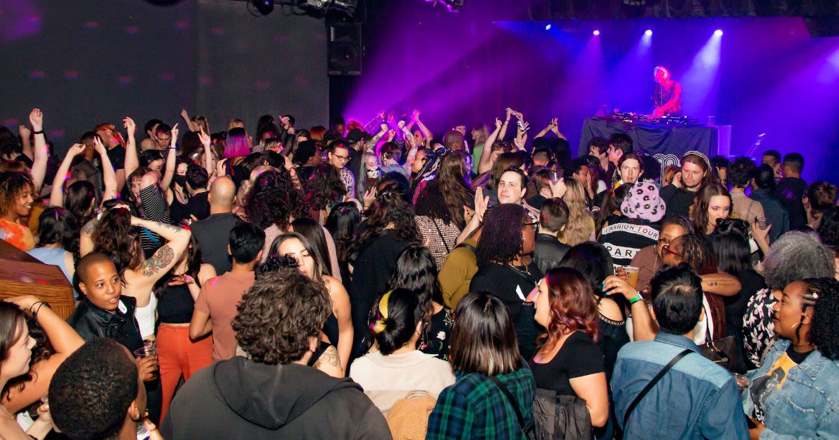 Slo ‘Mo - 11 Year Anniversary in Chicago at Sleeping Village