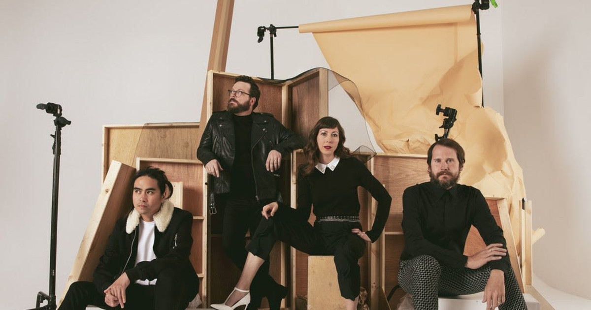 Silversun Pickups - Physical Thrills Tour in Anaheim at House of