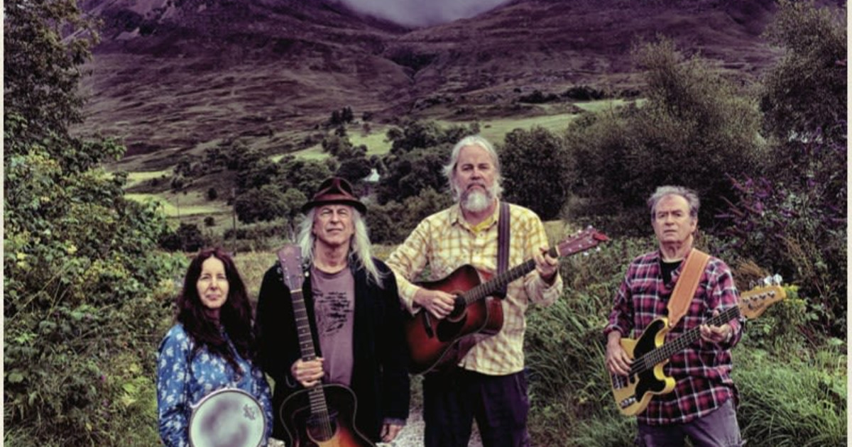 Shinyribs / I See Hawks In LA in Austin at Sam's Town Point