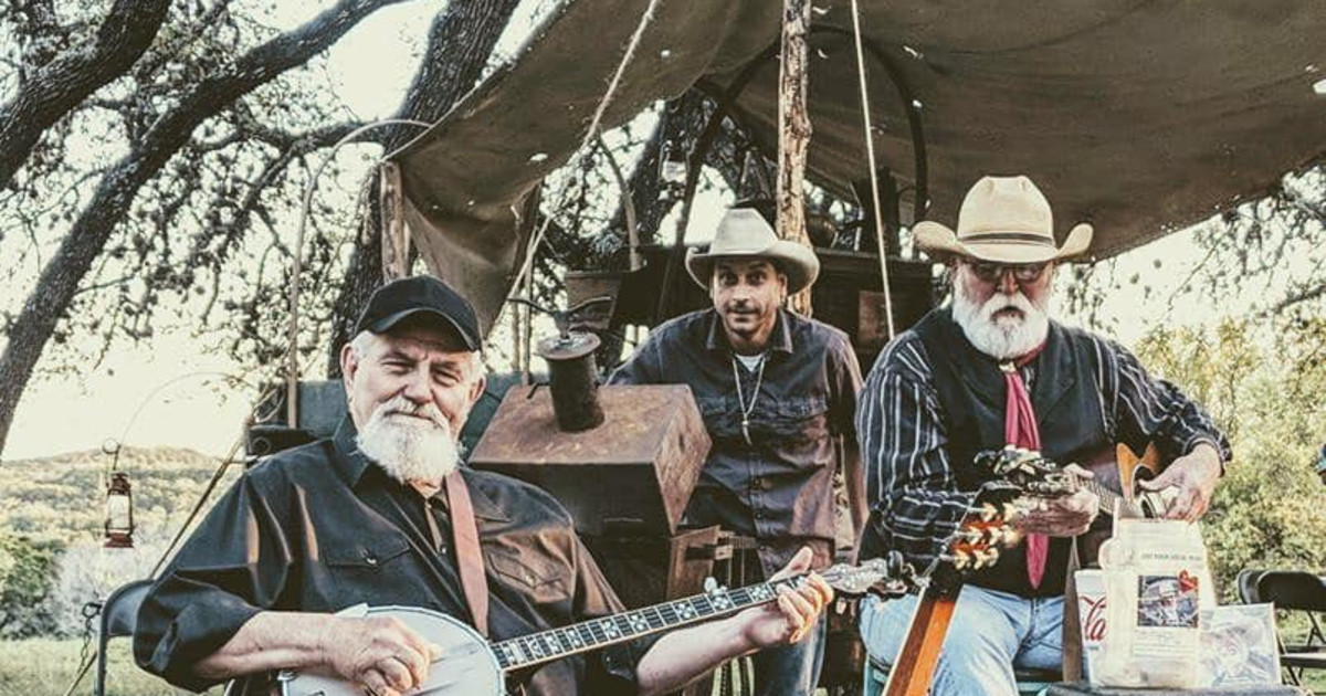 John Bardy, Ben Beckendorf in Fredericksburg at Luckenbach, TX