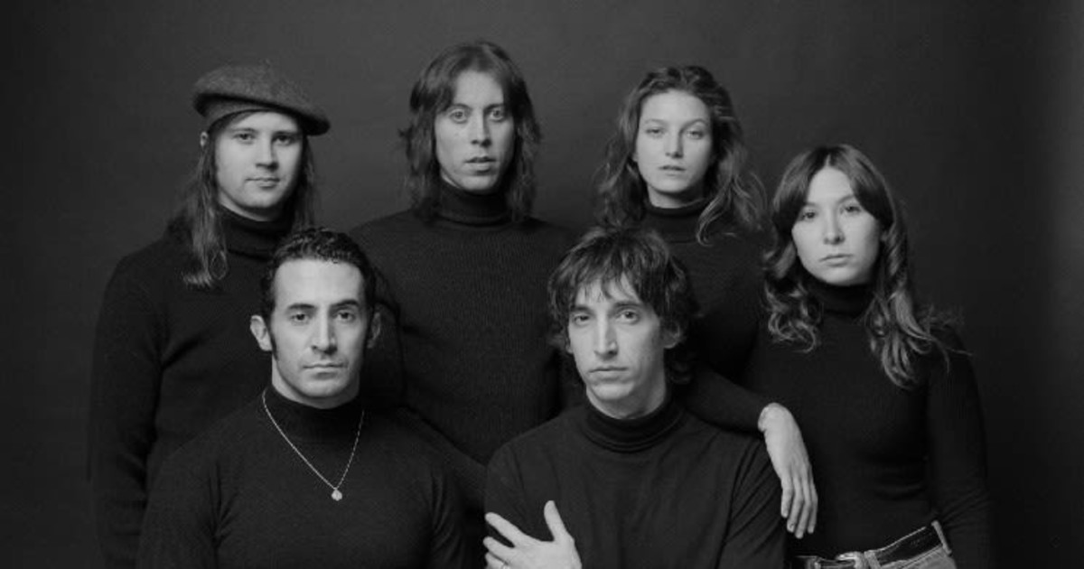 CARSON McHONE & DANIEL ROMANO's OUTFIT In-Store Performance