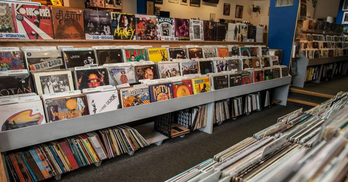 MARGARET SLOVAK TRIO In-Store Performance & Record Signing in