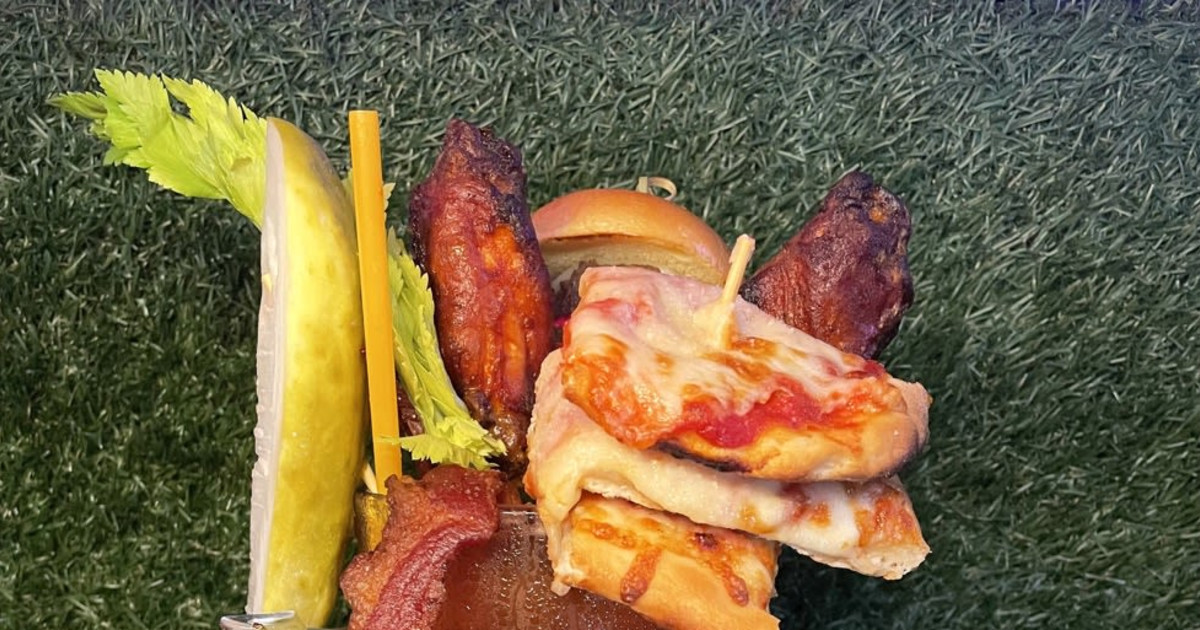 Cafe Bionda Grand Opening Giveaway in Chicago at Cafe Bionda