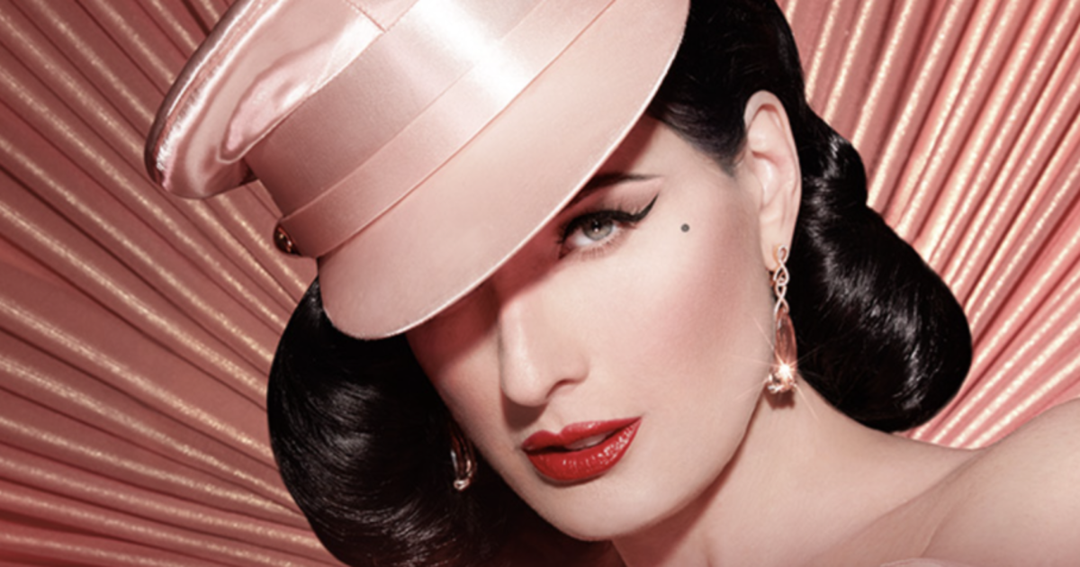 Dita Von Teese in San Francisco at Palace of Fine Arts