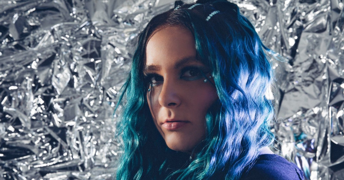 emlyn: no one came to grieve tour with Natalie Madigan in Los