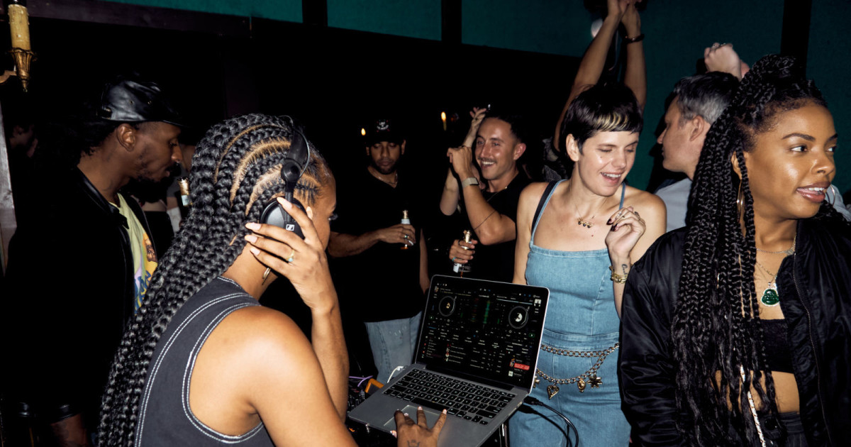 NOW & THEN - a 90s and 2000s Party in Los Angeles at The Virgil
