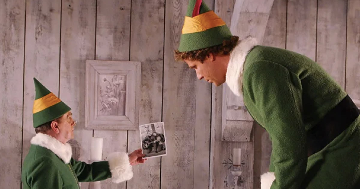 Elf (2003) in Los Angeles at Rooftop Cinema Club Arts District