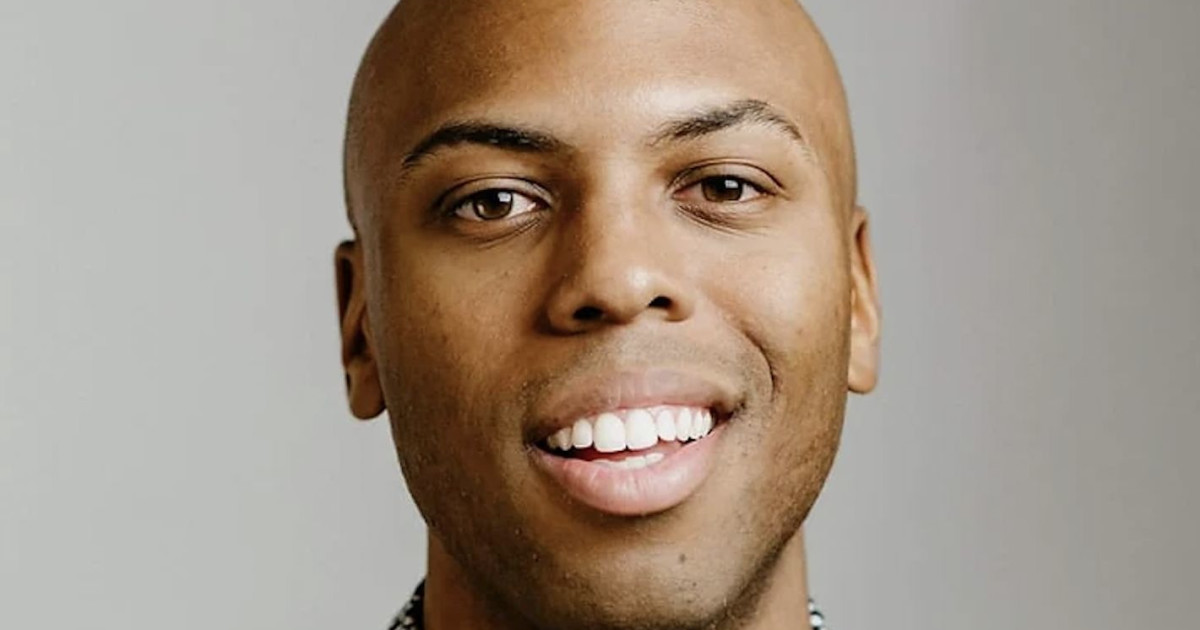 Justin Hicks at the Velv in Austin at The Velveeta Room