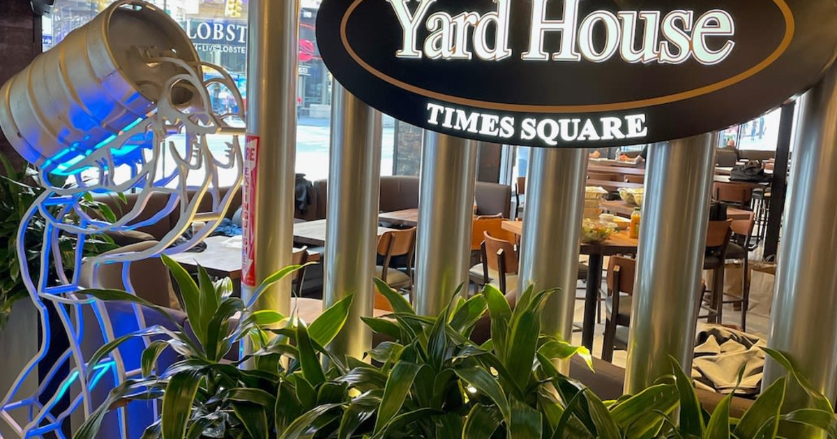 Yard House NYC New Years Eve in New York at Yard House - NYC