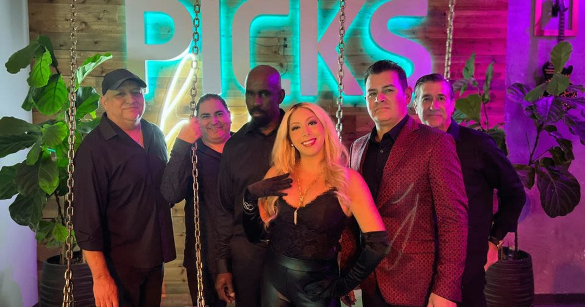 Thanksgiving Eve with The E7 Band in San Antonio at Picks Bar