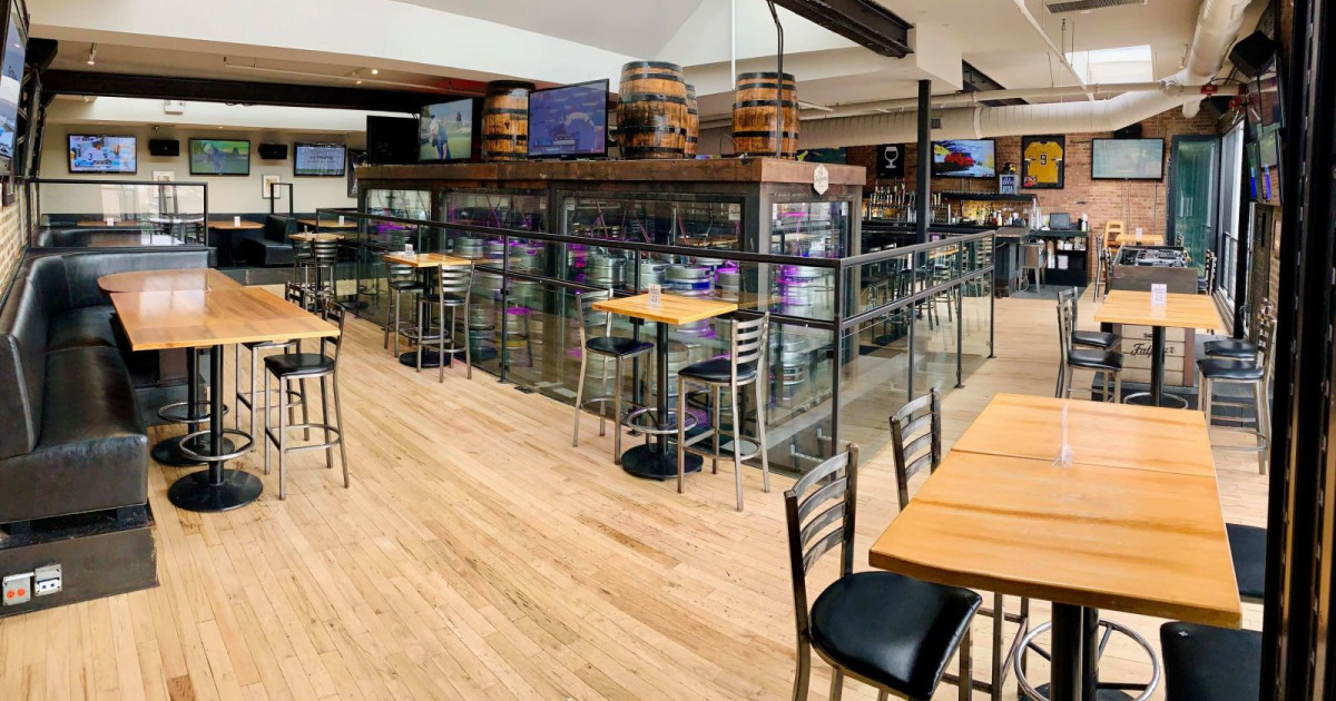 New Year's Eve Chicago at Fatpour (Wicker Park) in Chicago at