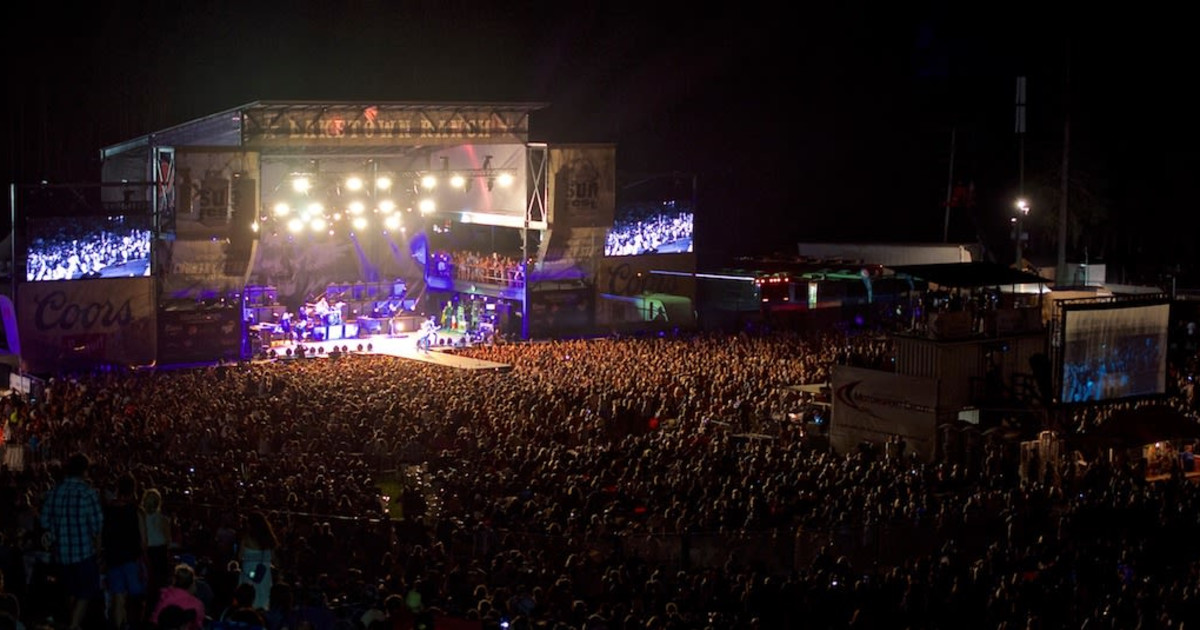 SunFest Country Music Festival in Cowichan at Laketown Ranch