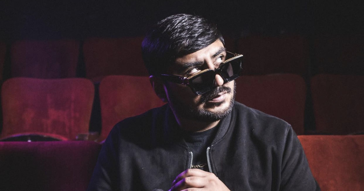 Rene Vaca w/ Ken Flores (Late Show) in Chicago at Avondale Music