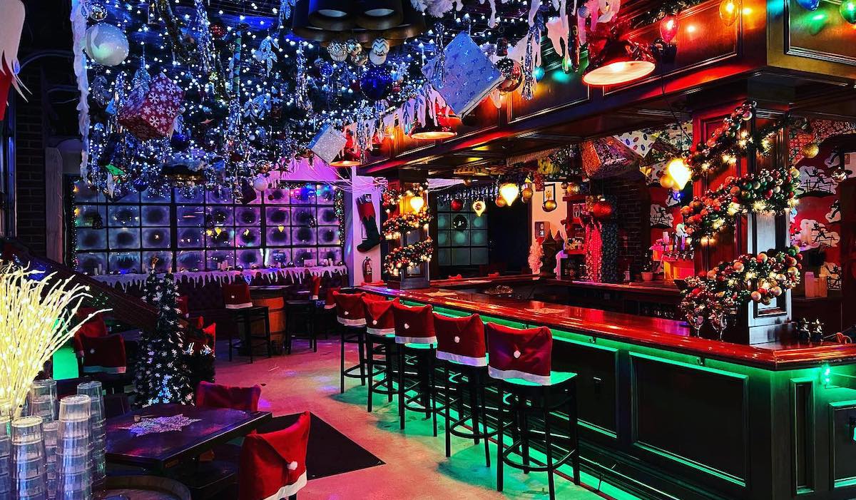 The Best Holiday Pop-Ups & Bars In Denver