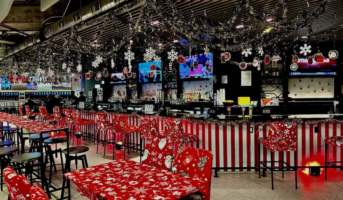 The Best Holiday Pop-Ups & Bars In Denver