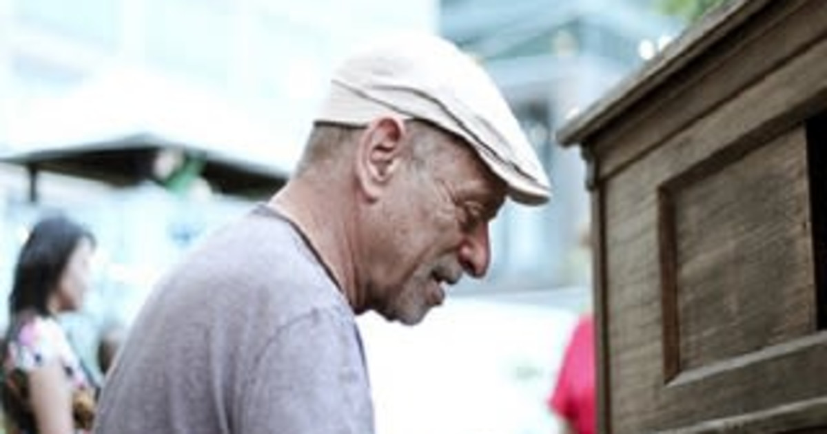 Erwin Helfer in Chicago at Hungry Brain