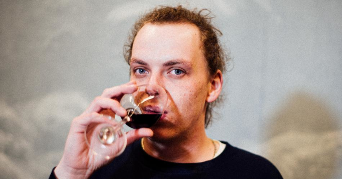 Brad stank (OFFICIAL) in Austin at Hotel Vegas