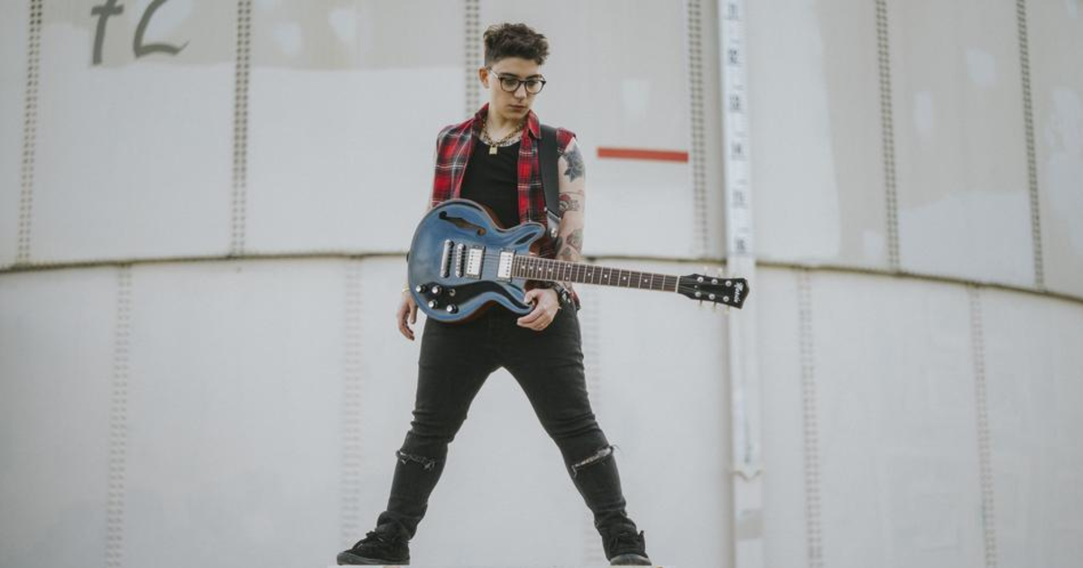 Ryan Cassata (OFFICIAL) in Austin at Cheer Up Charlie's Outdoor