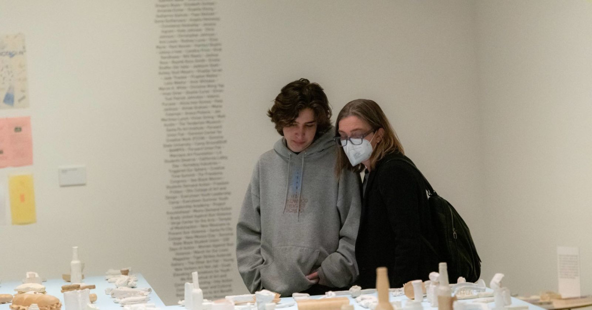 Drawing to be Present: Drop-in Drawing w/ Jen Ewing in San