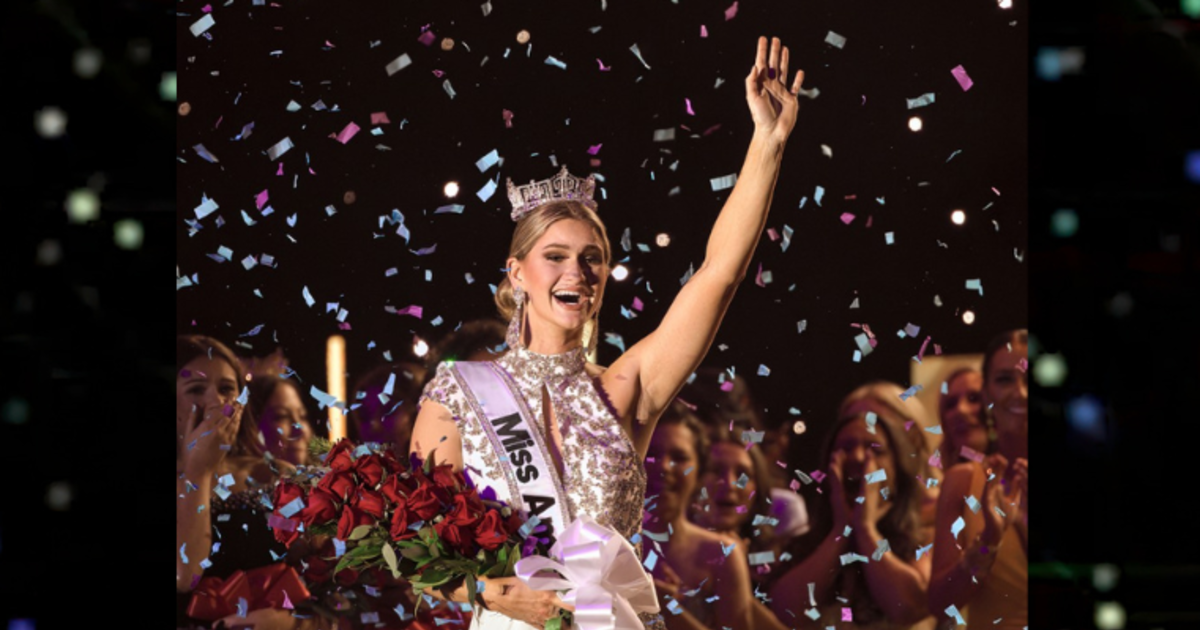 Grace Stanke, Miss America 2023 with Scott Montgomery in Seattle