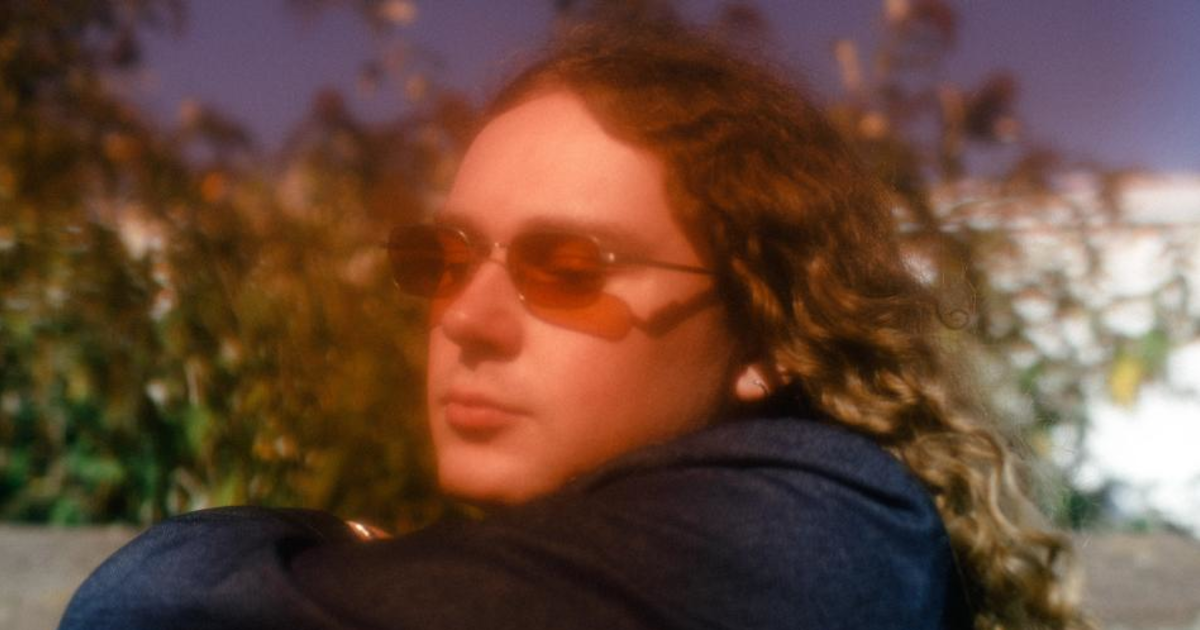 Strawberry Guy (OFFICIAL) in Austin at Cheer Up Charlies