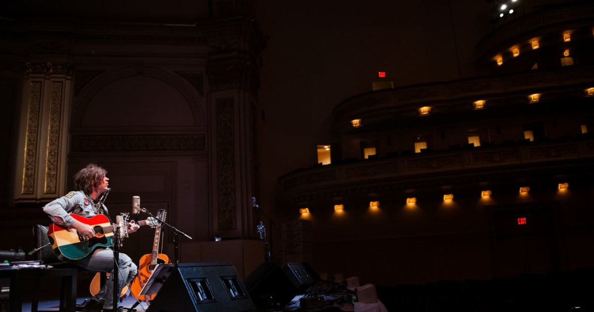 Ryan Adams & the Cardinals in San Antonio at The Espee