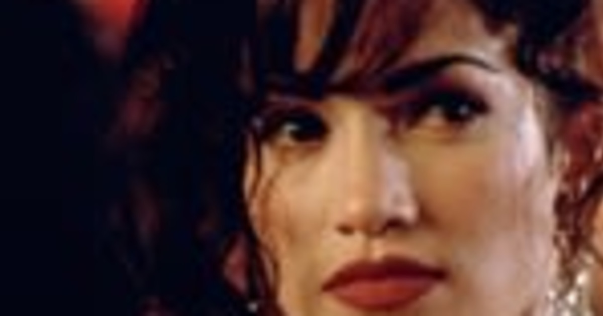 Selena (Throwback Thursday/Hispanic Heritage Month