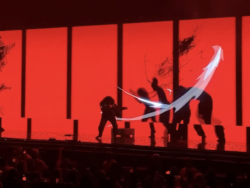 SZA DIVES INTO NEW DEPTHS ON HER SOS TOUR