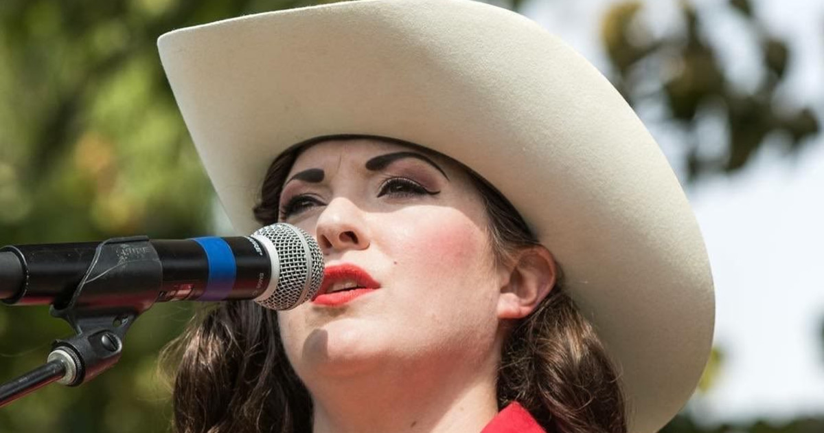 Kelsey Rae in Nashville at Acme Feed and Seed