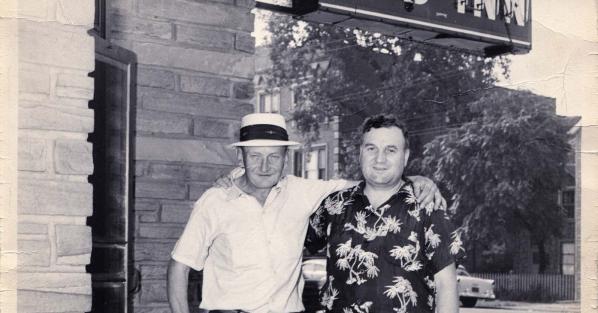 A DEEP DIVE INTO THE BOB INN in Chicago at Bob Inn