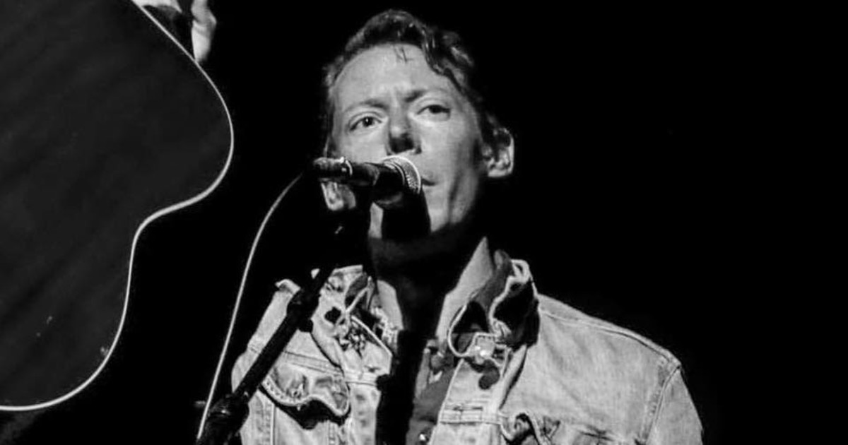 In The Round with Rick Brantley and Friends in Nashville at The