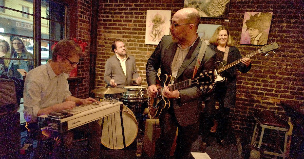 Rich Hinman vs. Adam Levy in Brooklyn at Lunatico