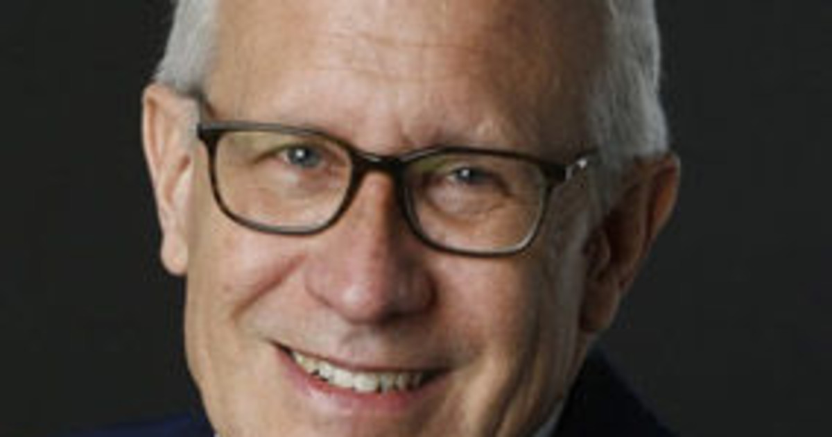 David McCraw in Louisville at Bomhard Theater