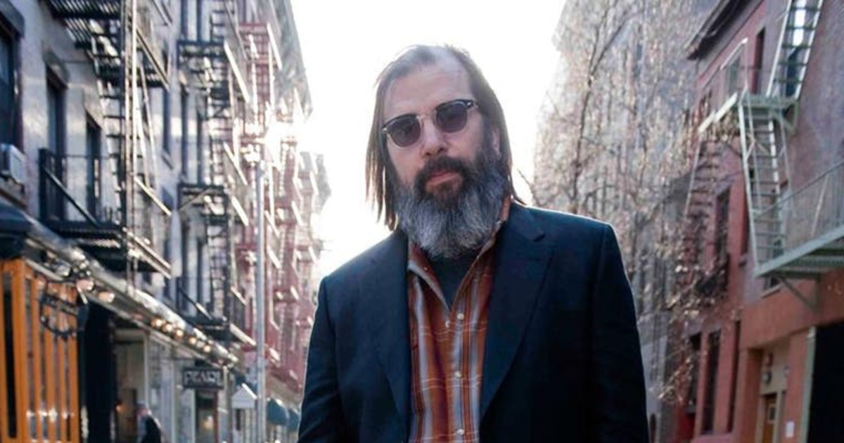 Steve Earle & the Dukes in Indianapolis at Old National Centre
