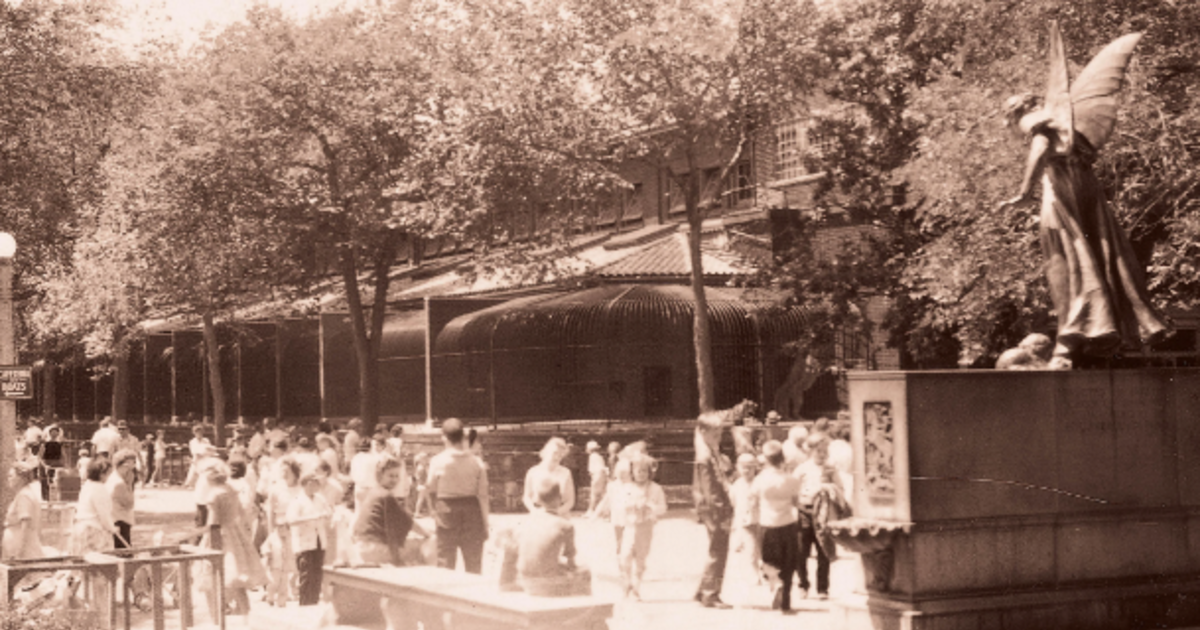 Haunted History Tours in Chicago at Lincoln Park Zoo