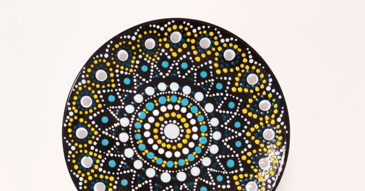 DIY Happy Hour: Ceramic Mandala Plate in Austin at The Commune