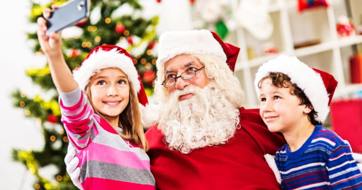 Photos with Santa in Austin at Hill Country Galleria