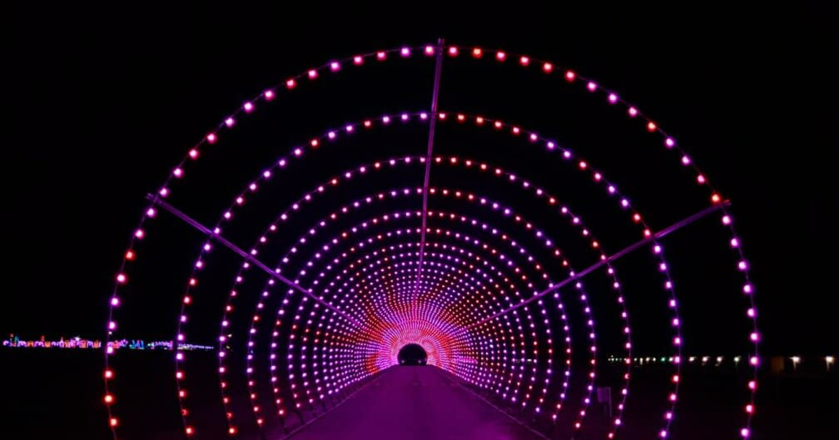 Light Alive Drive-Thru Christmas Lights + Winter Wonderland