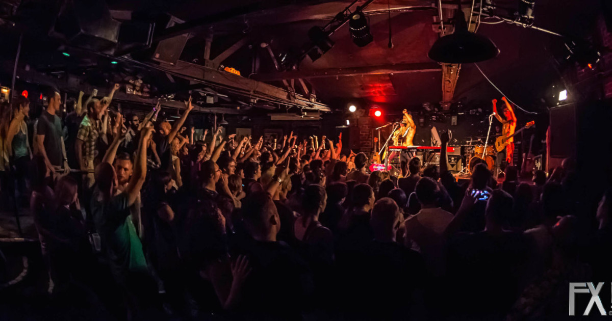 Hank Ruff & Jake Dodds in Bloomington at The Bluebird