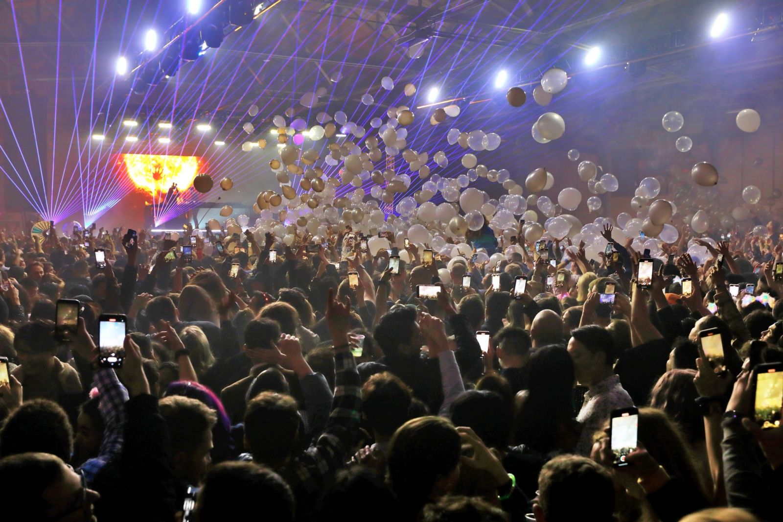 New Year's Eve w/ Diplo, LP Giobbi, The Knocks (+ Open Bar) in San