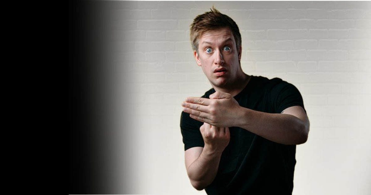Daniel Sloss in Chicago at Athenaeum Center for Thought & Culture