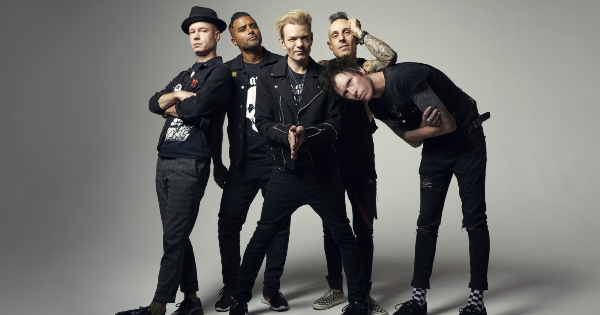 Sum 41: Tour of the Setting Sum in Seattle at Wamu Theater