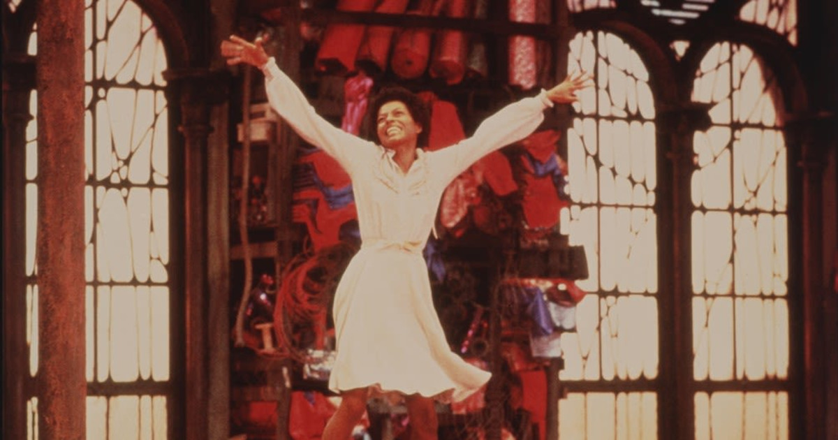 Rated Q: The Wiz in Chicago at Music Box Theatre